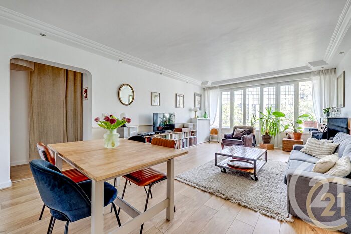Appartement 4 pièces à Paris 17ème, Porte de Clichy, à vendre
