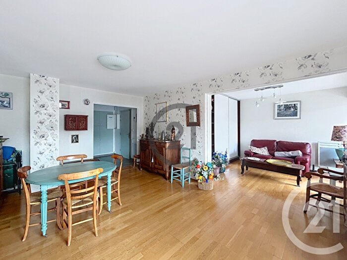 Appartement à vendre - Évreux, Saint-Léger - 4 pièces - 2 chambres