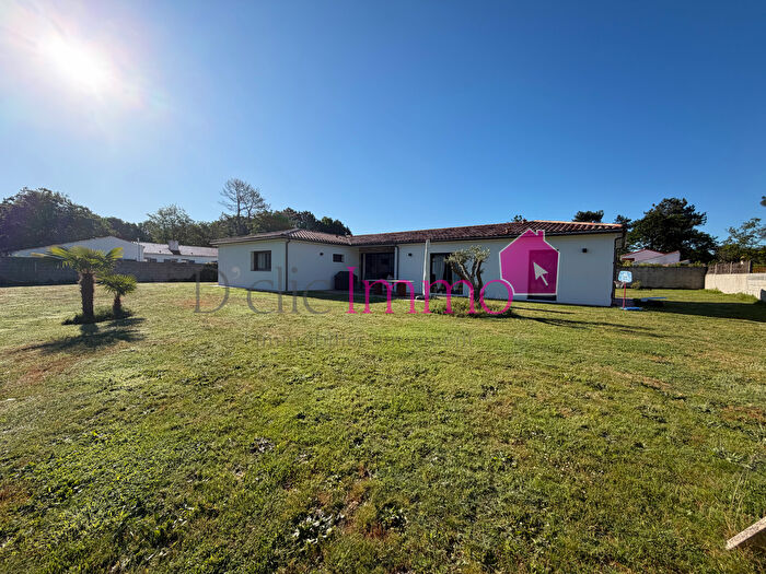 Maison 5 pièces à vendre à Soullans