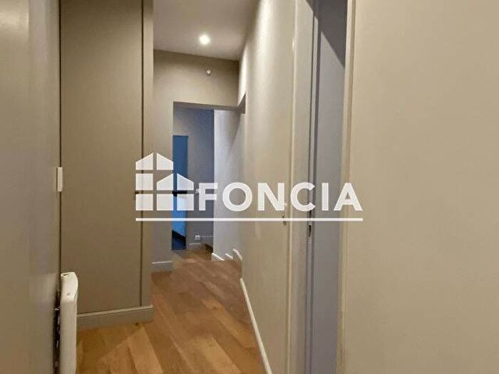 Appartement à louer - Zone Pietonne, Avignon - 3 pièces - 2 chambres