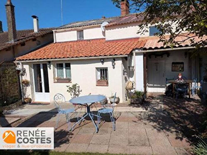 Maison à vendre - Saint-Hilaire-le-Vouhis - 4 pièces - 3 chambres