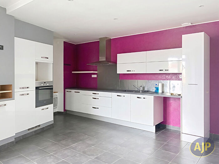 Appartement 5 pièces à louer à Saint-Macaire-en-Mauges