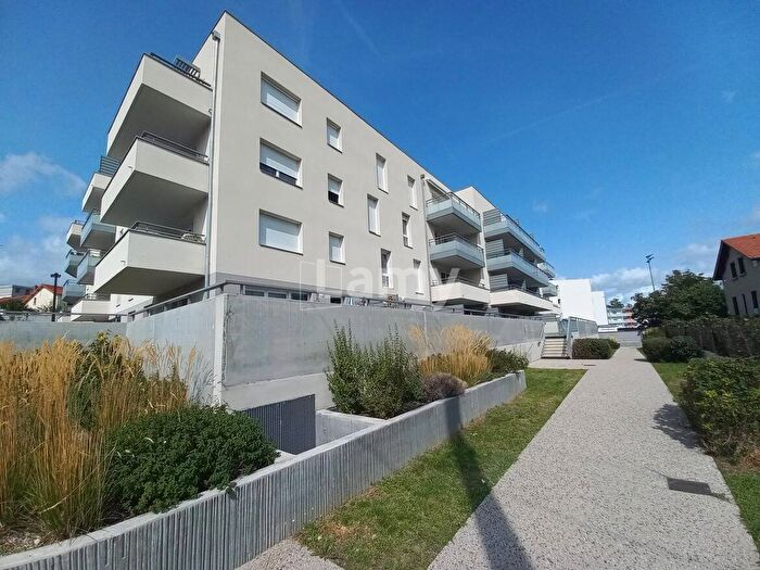 Appartement à louer - Sud-Saint Jacques, Clermont-Ferrand - 3 pièces - 2 chambres