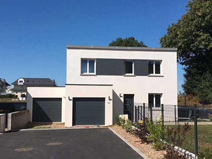 Maison à vendre - Coudun - 6 pièces - 4 chambres