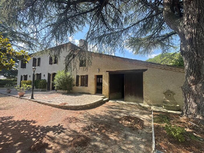 Maison à vendre - Vic-Fezensac - 7 pièces - 5 chambres