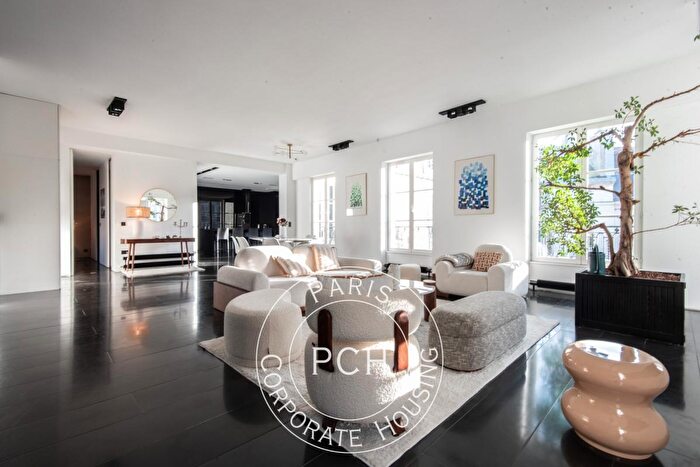 Paris 2ème, Montorgueil, Etienne Marcel : Appartement 4 pièces à louer