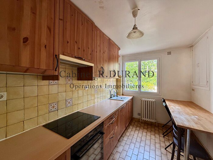 Colombes, Henri Martin Estienne dOrves : Appartement 3 pièces à vendre