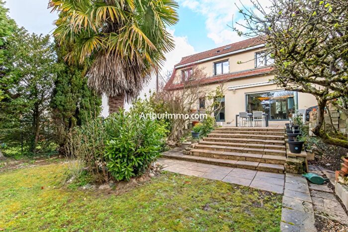 Maison à vendre - Sucy-en-Brie, Bruyères - 6 pièces - 4 chambres