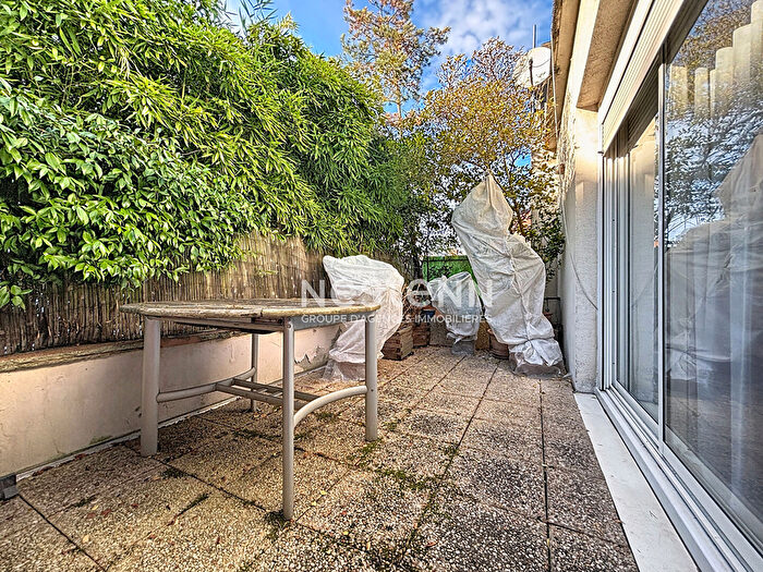 Issy-les-Moulineaux, Les Epinettes, Le Fort, Les Hauts dIssy : Appartement 4 pièces à vendre
