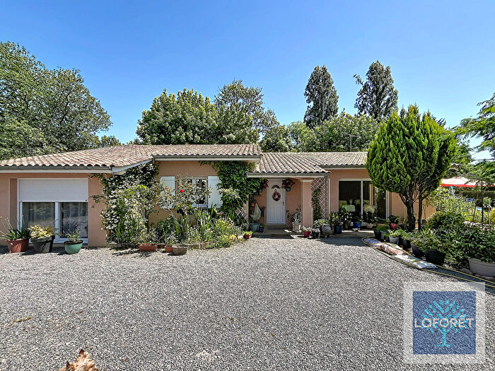 Maison 6 pièces à vendre à Corignac