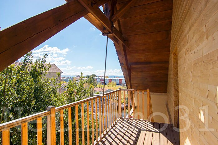 Maison à louer - Puylaurens - 4 pièces - 3 chambres