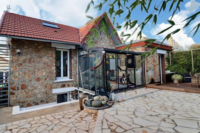 Maison à vendre - Sartrouville, Les Trembleaux - 6 pièces - 3 chambres