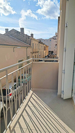 Appartement à louer - Nîmes, Jean Jaurès - 3 pièces - 2 chambres