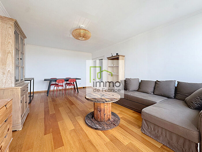 Appartement à louer - La Madeleine, Pompidou, Nouvelle Madeleine - 3 pièces - 2 chambres