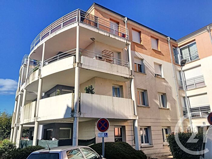 Appartement 3 pièces à Auxerre, Saint-Gervais, Brazza, à louer