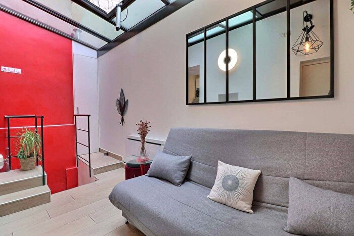 Appartement à louer - Chaillot, Paris ème arrondissement - 1 pièce