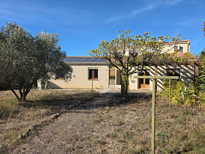 Maison à vendre - Oupia - 6 pièces - 4 chambres