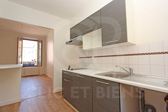 Appartement 1 pièce à vendre - Versailles, Saint-Louis