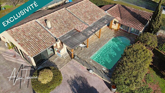 Maison à vendre - Vidauban - 9 pièces - 4 chambres