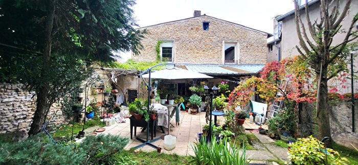 Maison à vendre - Ars-sur-Moselle - 7 pièces - 3 chambres