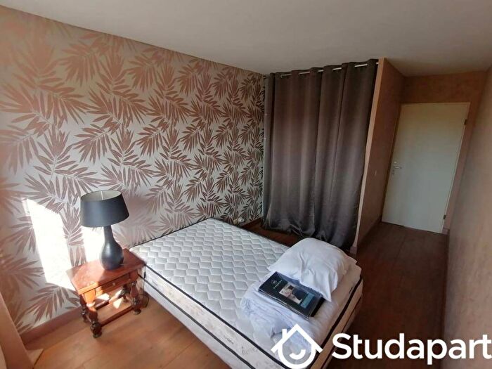 Appartement 1 pièce à louer à Prefecture, Cergy