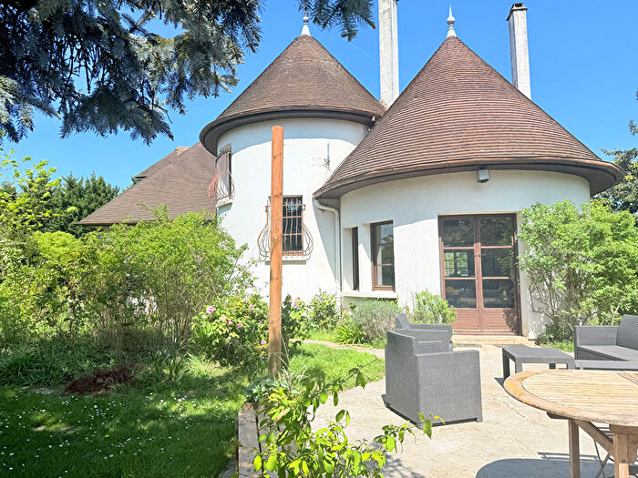 Maison à vendre - Boran-sur-Oise - 6 pièces - 5 chambres