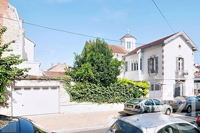 Périgueux, Centre-ville, La Gare, Saint-Martin - Maison 6 pièces à vendre