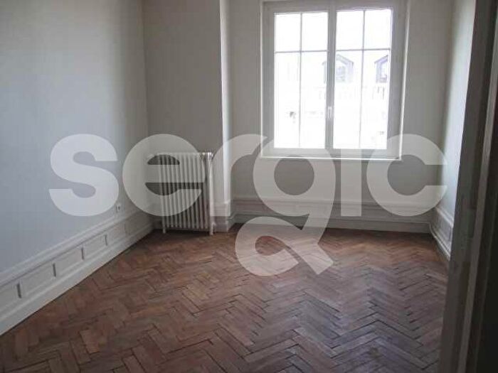 Appartement à louer - Amiens, Centre-ville - 3 pièces - 2 chambres