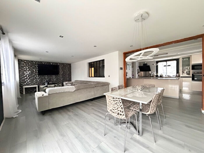 Maison à vendre - Tremblay-en-France - 5 pièces - 4 chambres