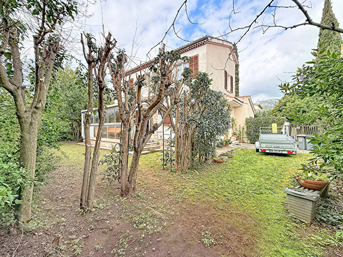 Maison à vendre - Toulon, La Serinette, La Barre - 6 pièces - 4 chambres