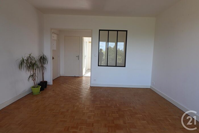 Appartement à louer - Domont, Les Tournesols - 3 pièces - 2 chambres