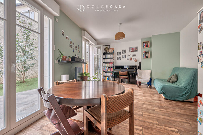 Appartement à vendre - Nogent-sur-Marne, Nogent Village - 3 pièces - 2 chambres