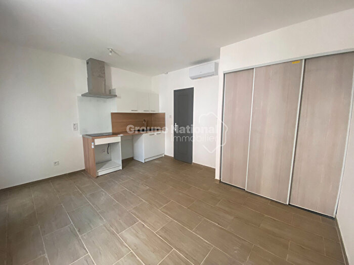 Appartement à louer - Nîmes, Montaury - 1 pièce