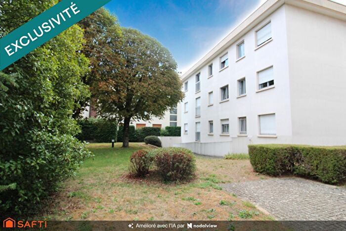 Bourg-la-Reine, Tromière, Nord Est : Appartement 4 pièces à vendre