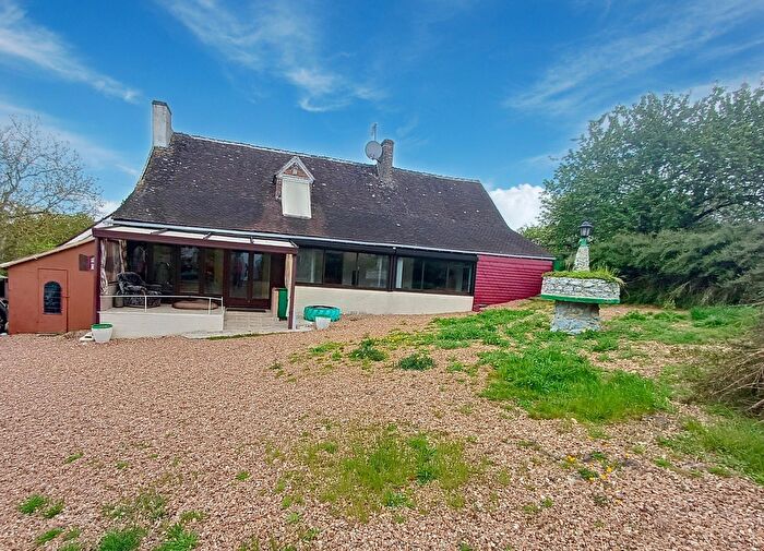 Maison à vendre - Cloyes-sur-le-Loir - 5 pièces - 2 chambres