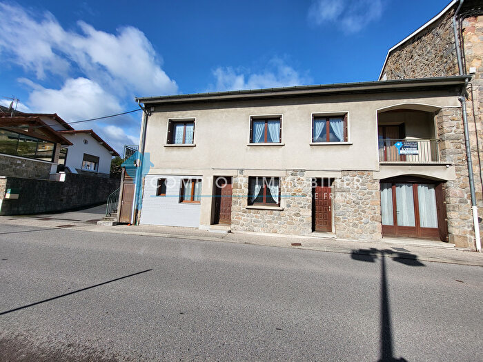 Maison à vendre - Le Cheylard - 6 pièces - 5 chambres