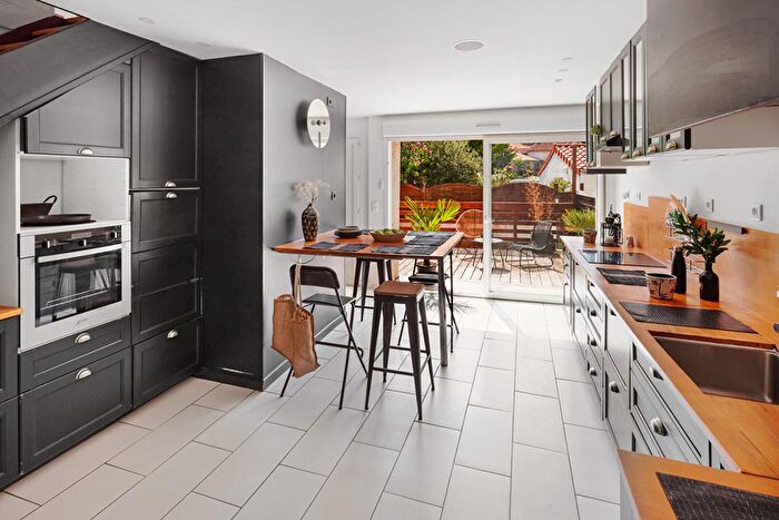 Maison à vendre - Basse-Goulaine - 7 pièces - 5 chambres