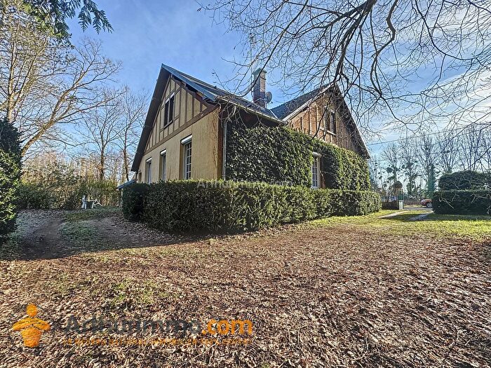 Maison à vendre - Bourg-et-Comin - 10 pièces - 6 chambres