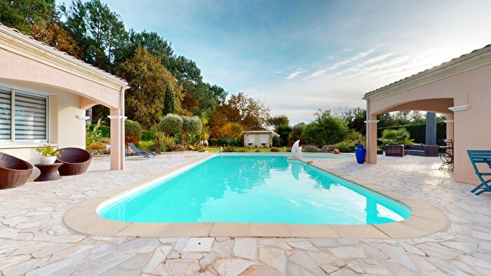 Maison à vendre - Martignas-sur-Jalle - 7 pièces - 4 chambres