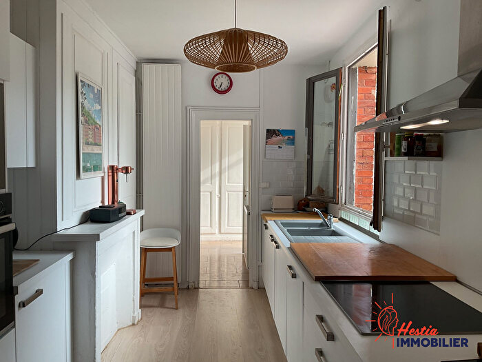 Châlons-en-Champagne, Centre-ville : Maison 9 pièces à louer