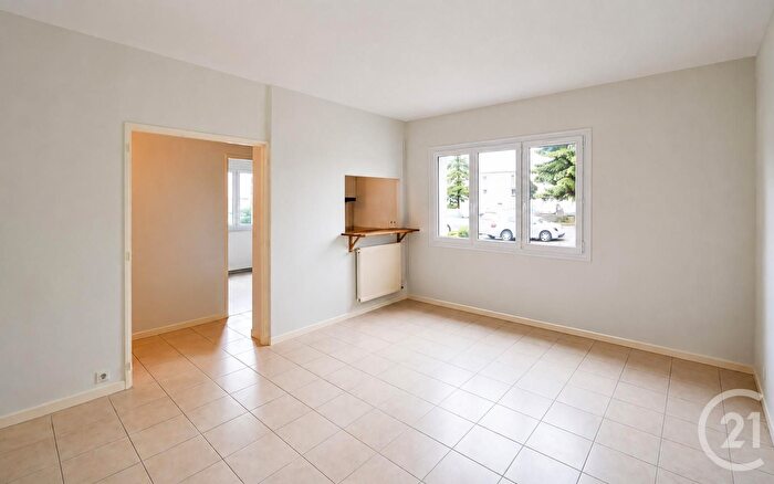 Orléans, La Croix Saint-Marceau, La Mouillère, Pré Pinson : Appartement 2 pièces à louer