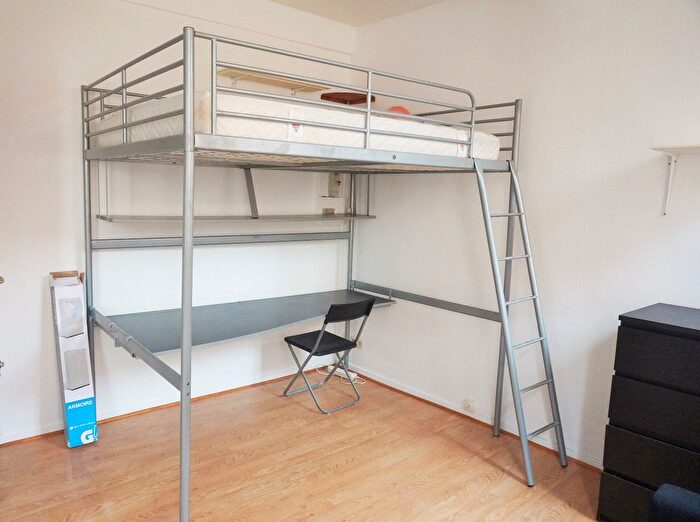 Appartement à louer - Toulouse, Saint-Sernin - 1 pièce