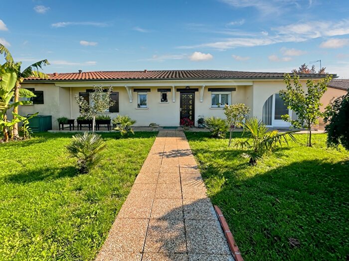 Maison à vendre - Bergerac, La Madeleine, Naillac, Cavaille, Aéroport - 6 pièces - 4 chambres