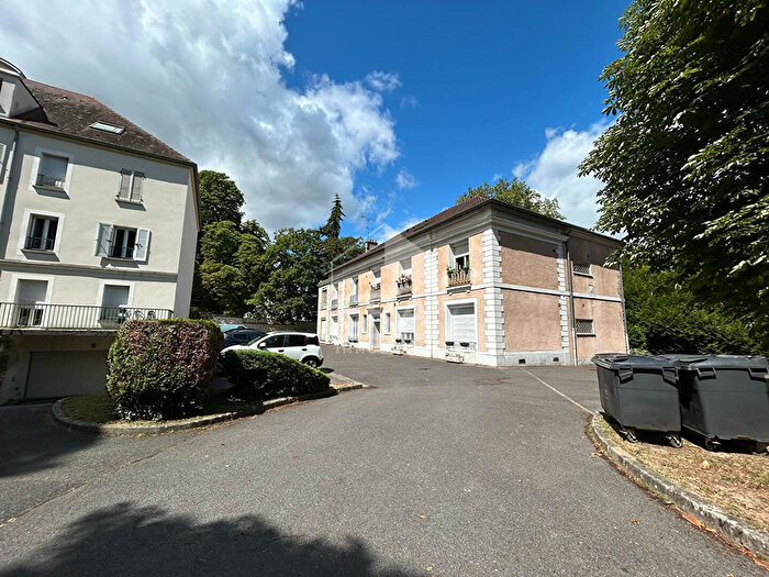 Appartement 2 pièces à Dammarie-les-Lys, L'Abbaye du Lys, Centre-ville, Soubiron, à louer