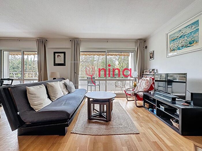 Appartement à vendre - Combs-la-Ville, Gare - 3 pièces - 2 chambres