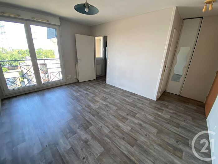 Appartement 1 pièce à Cergy, Grand Centre, à louer