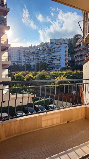 Appartement à vendre - Menton, Hôtel de Ville, Vieille Ville, Musée, Madone, Carnolès - 2 pièces - 1 chambre