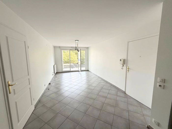 Nord, Eybens : Appartement 2 pièces à louer