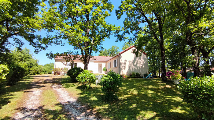 Maison à vendre - Montaigu-de-Quercy - 4 pièces - 2 chambres