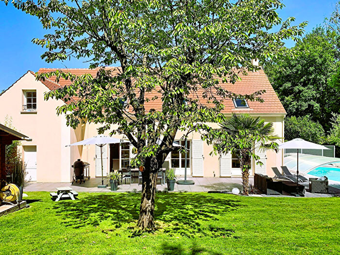 Maule - Maison 8 pièces à vendre